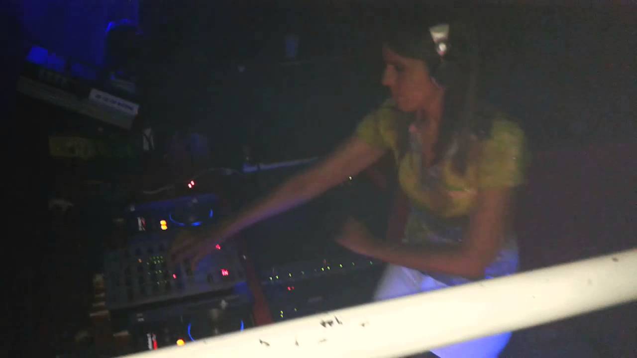 DJ Michelle Farias part 2 - YouTube