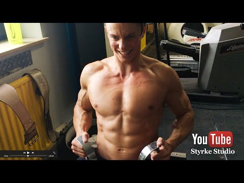 Teen Fitness Model Muscle Pump German Athlete Jan Jax Styrke Studio