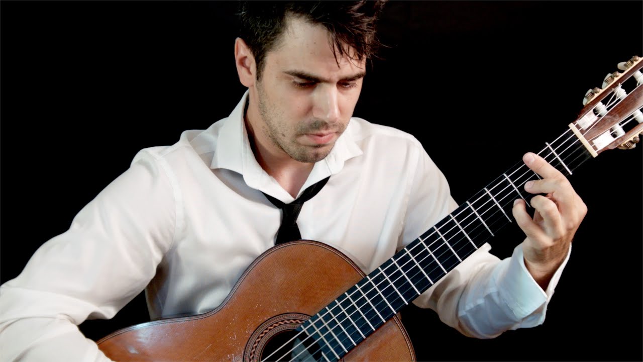 Mak plays Alberto Ginastera: Esordio from Sonata for guitar, Op. 47 ...