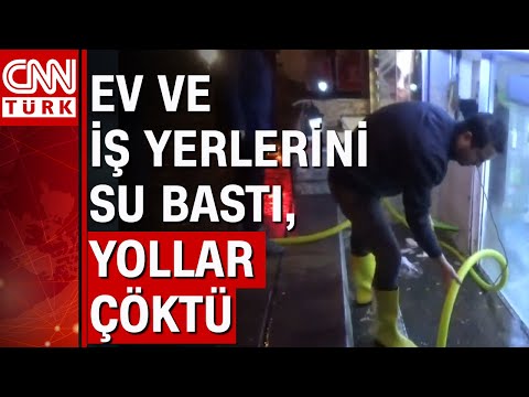 İzmir'i sağanak yağış vurdu