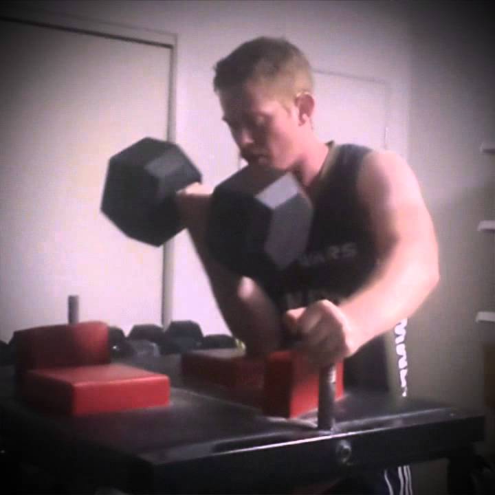 40kg Table Curls - YouTube