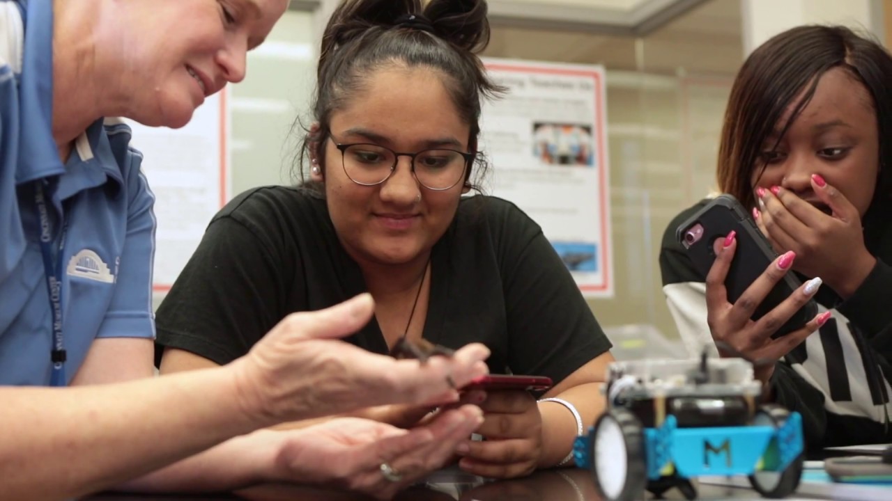 Biology Meets Engineering - YouTube