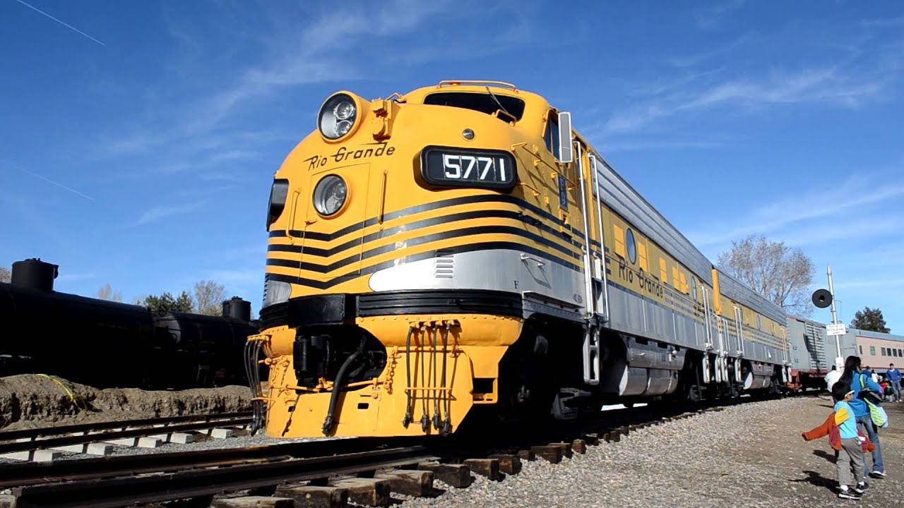 Rio Grande Speed Train at Colorado Railroad Museum - YouTube
