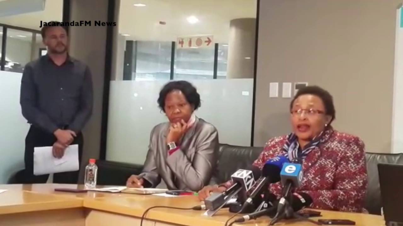 Deputy Vice-Chancellor at UJ Mpho Letlape addresses media on fire - YouTube