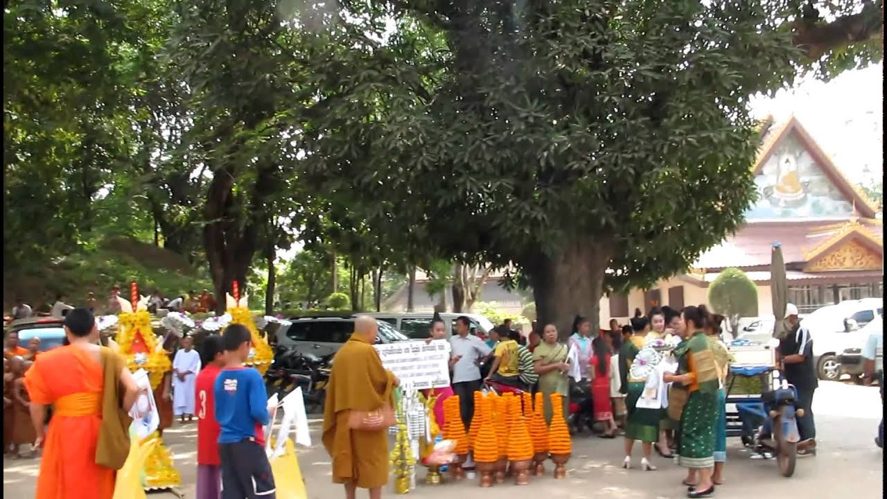 Wat Nong Bone Wax Castle Procession - YouTube