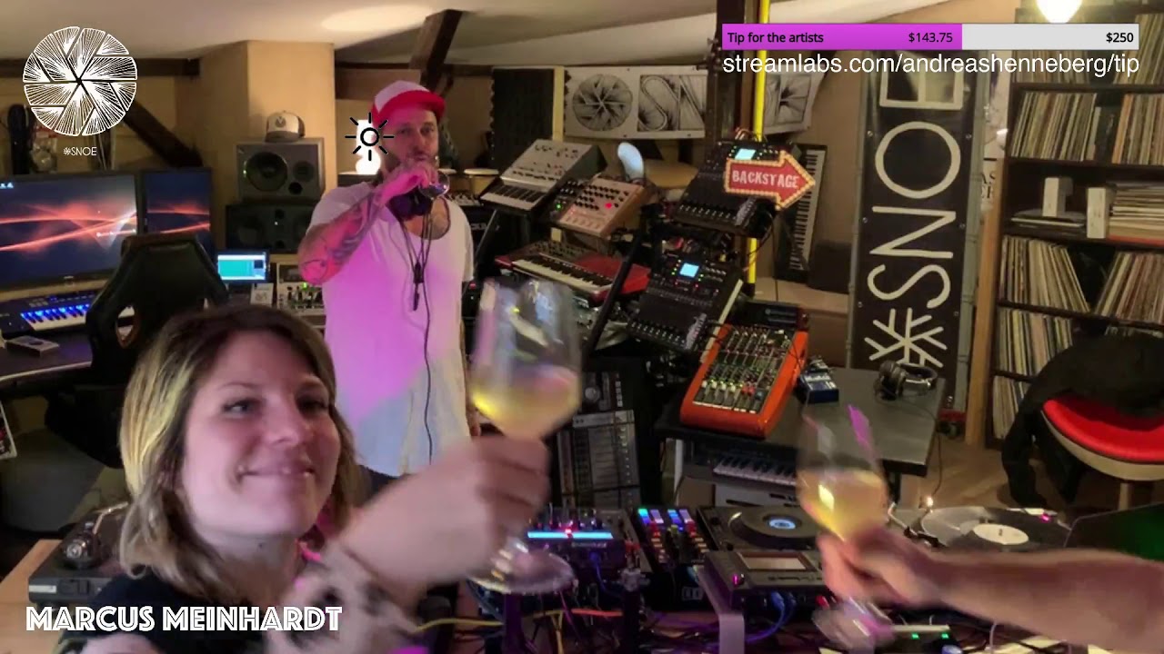 Marcus Meinhardt live from SNOE Headquarter in Berlin - YouTube