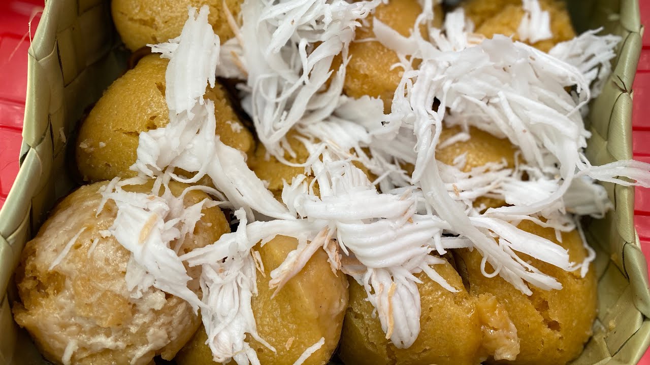 របៀបធ្វើនំអាកោត្នោតអ្នកស្រុកព្រះដាក់ How to do Nom Akao Tnaot - YouTube