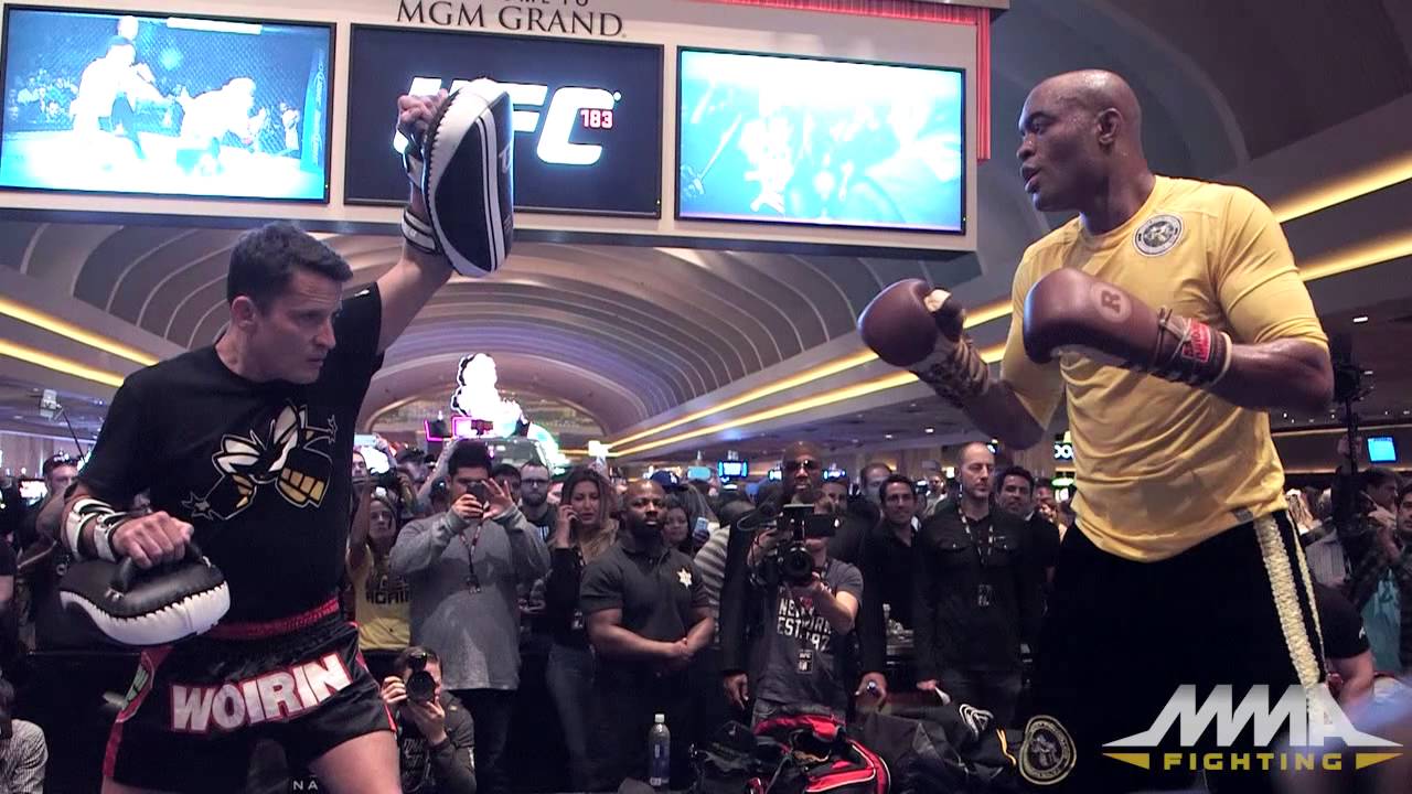 Anderson Silva UFC 183 open workout - YouTube