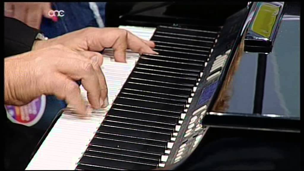 Anna Azzopardi - Mercy LIVE on Kalamita - YouTube