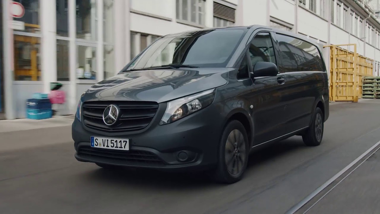 The new Mercedes-Benz Vito & eVito Tourer - rear-view mirror - YouTube