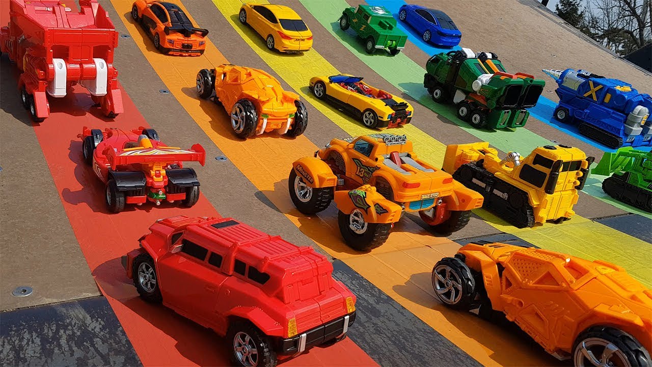 Hello carbot tayo bus color slide go up play game 헬로카봇 타요 색깔 미끄럼틀 올라가기 ...