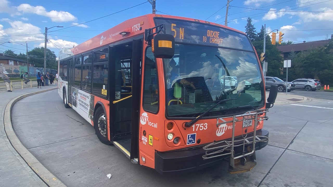 (Wrong Route) MiWay | 2017 Novabus LFS 1753 Route 5 S Dixie to Long ...