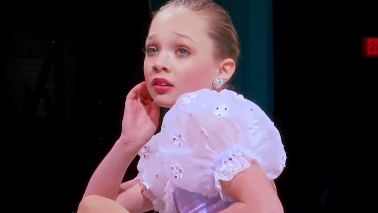 Dance Moms Maddies Solo Cry S1e2 Flashback Youtube