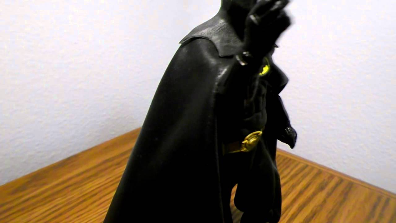 Tony Mei Custom Cape Batman 1989 7 inch scale figure review - YouTube