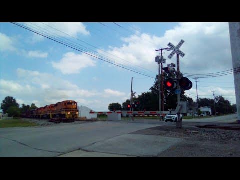 Afternoon WESTBOUND LI-FW CFE/OCS (Ohio Central System) Mixed Freight/Rail Train! (08/25/2023 ...