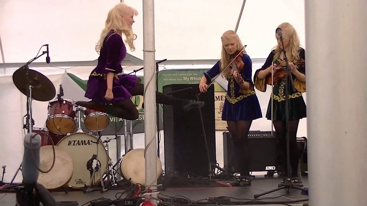 Gothard Sisters music and dance at Cleveland festival - YouTube