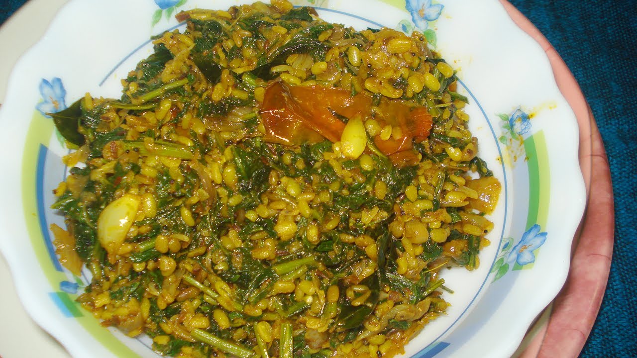 Palakura pesarapappu vepudu (spinach moongdal fry) - YouTube