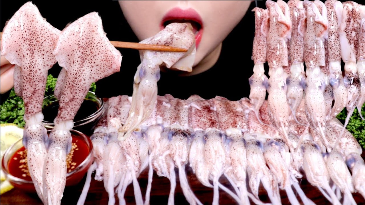 ASMR BABY SQUID 꼴뚜기회 호래기 리얼사운드 먹방 EATING SOUND MUKBANG - YouTube