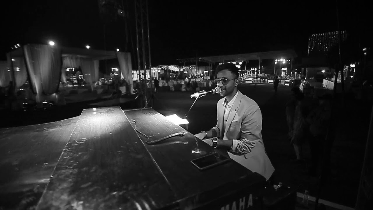 Shashi Suman Live - Piano Unplugged - YouTube