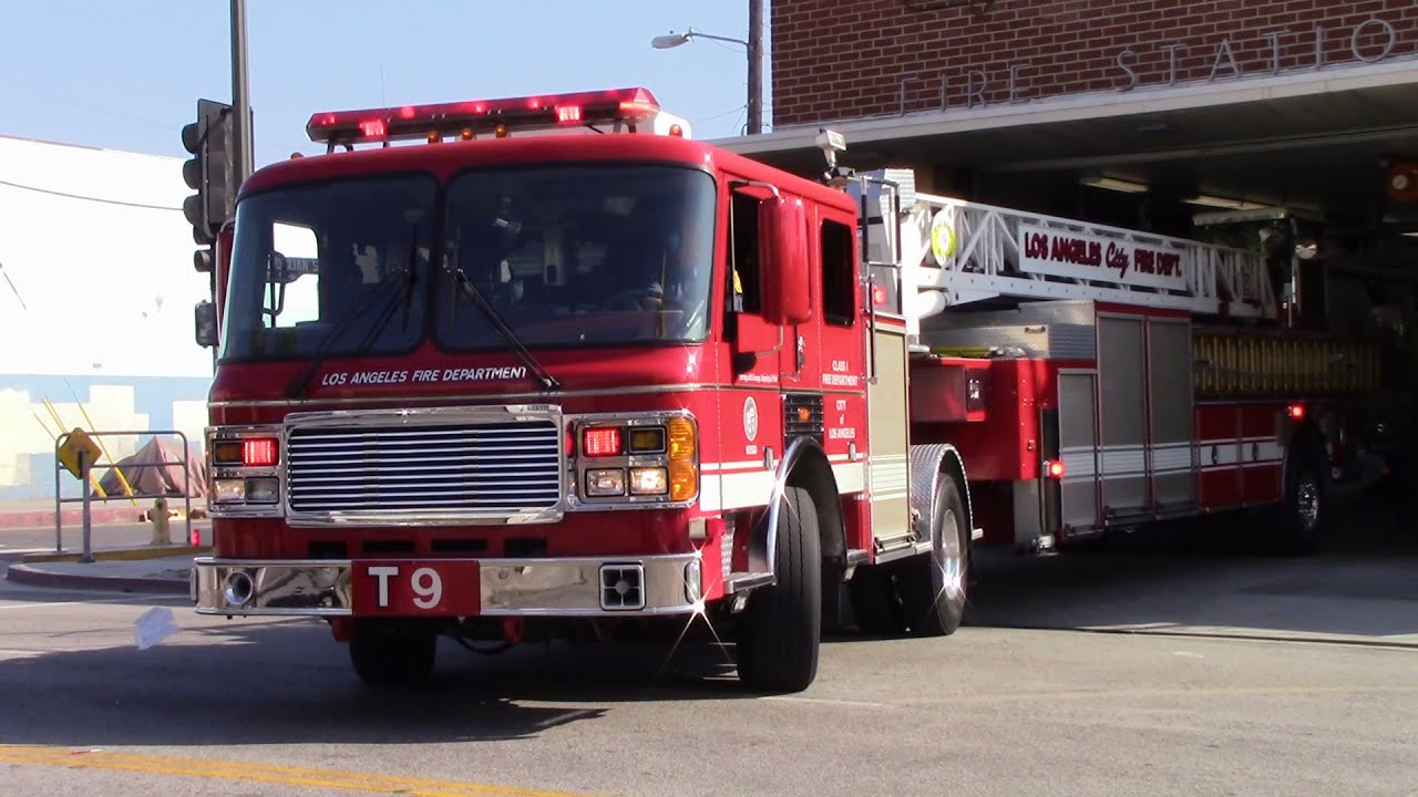 LAFD Truck 9 (reserve) Responding - YouTube