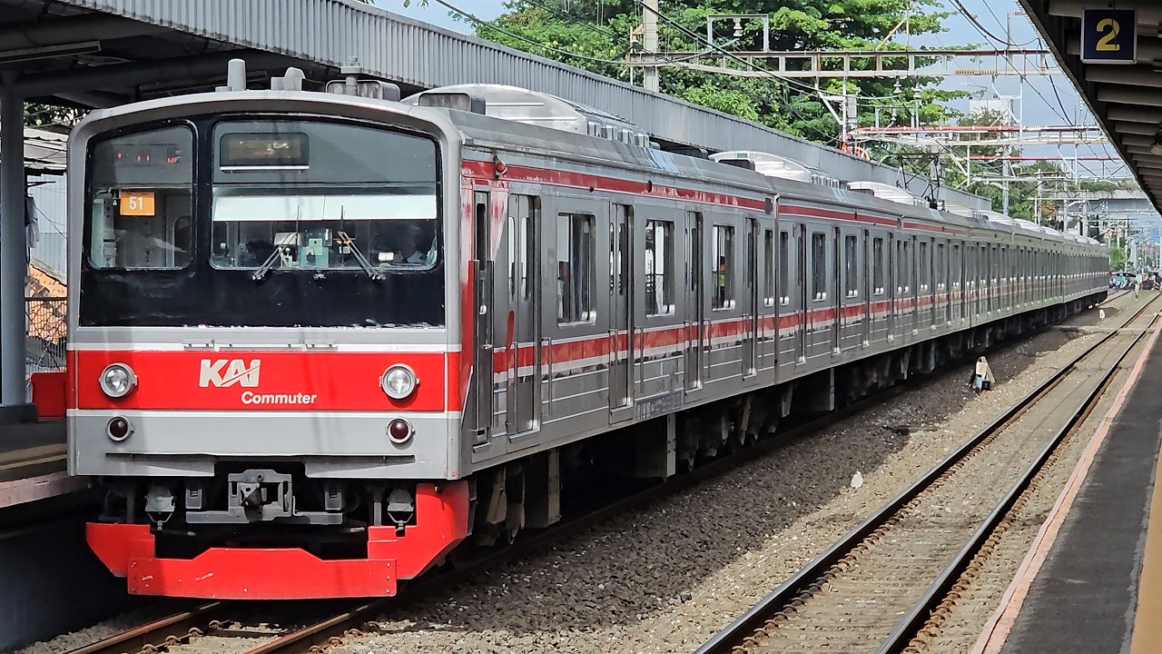 [4K] Stasiun Pesing: Kompilasi Kereta JR 205, TM 6000, EA203 | KRL ...