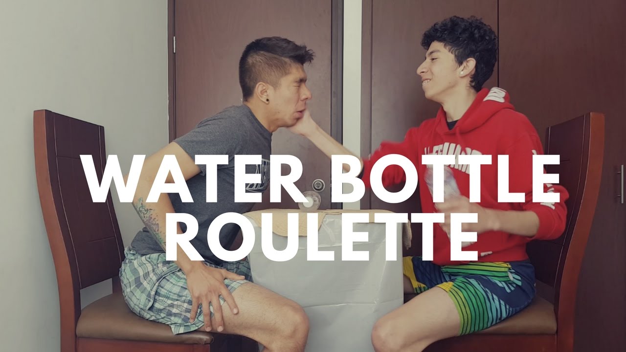 WATER BOTTLE ROULETTE - YouTube