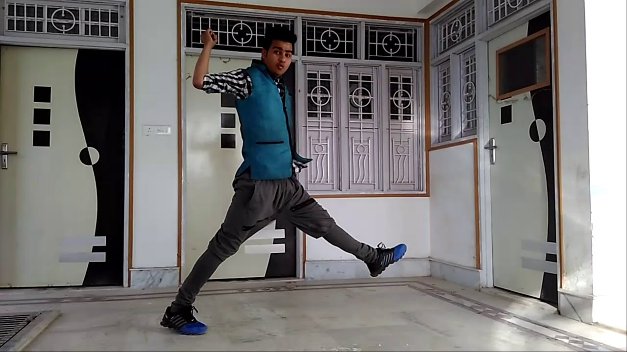 Best Dance Performance On Hindi Bollywood Song - YouTube