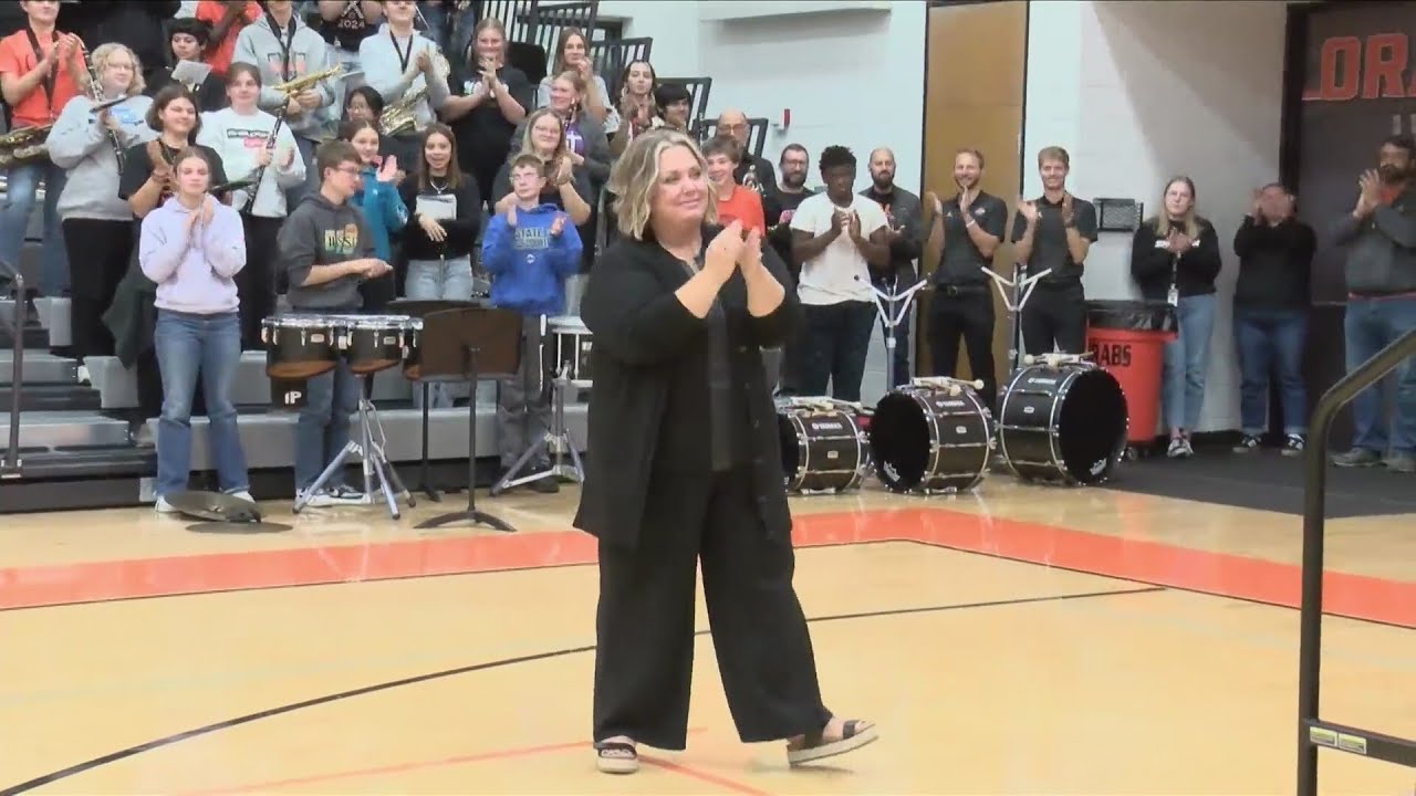 Sheldon, IA Teacher Wins 2026 Iowa Teacher of the Year Award - YouTube