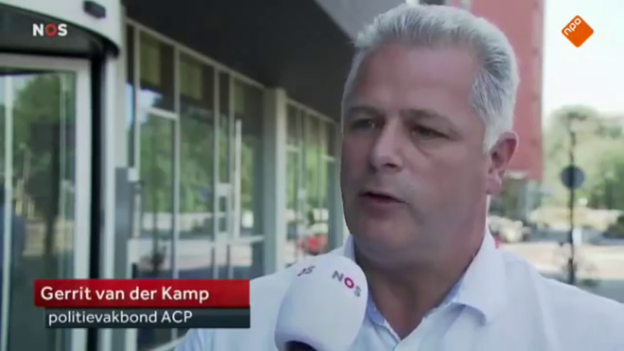 ISMAIL ILGUN HOODVLOG OP NOS ! POELENBURG ZAANDAM ISMAEL ILGUN ...