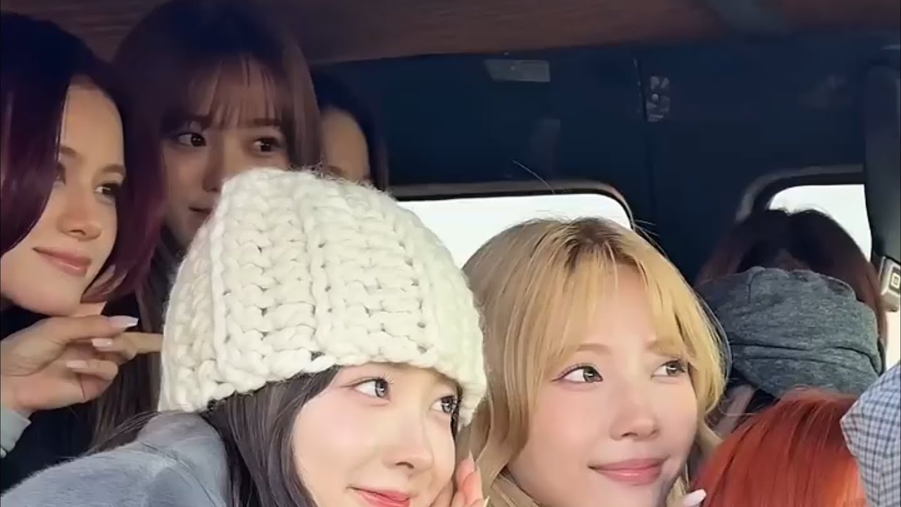 【NiziU】“We need U 2026” HAVE YOU 5EEN HER？+Behind（Who's driving the car ...