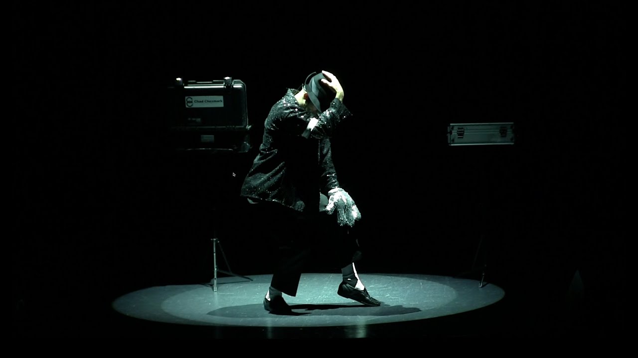 Michael Jackson Magic Trick with Magician Chad Chesmark - YouTube