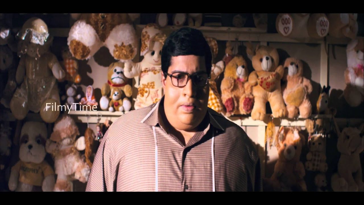Laddubabu New Trailer - YouTube