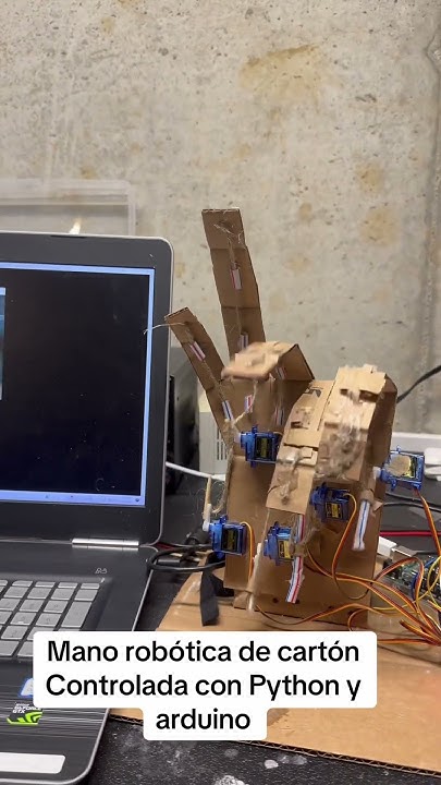 Mano robótica de cartón con Python y arduino - YouTube