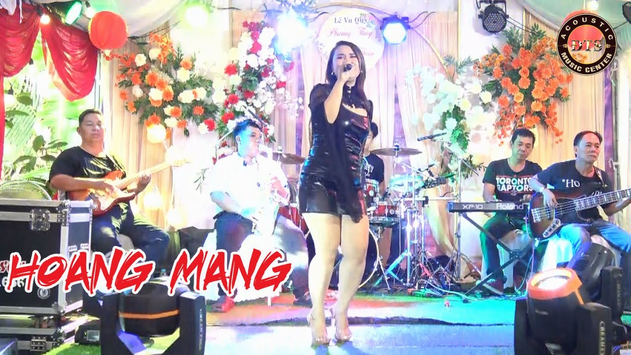 Hoang Mang Ca Sĩ Bảo Hân Biểu Diễn Cùng Band Nhạc Quá Hay - YouTube