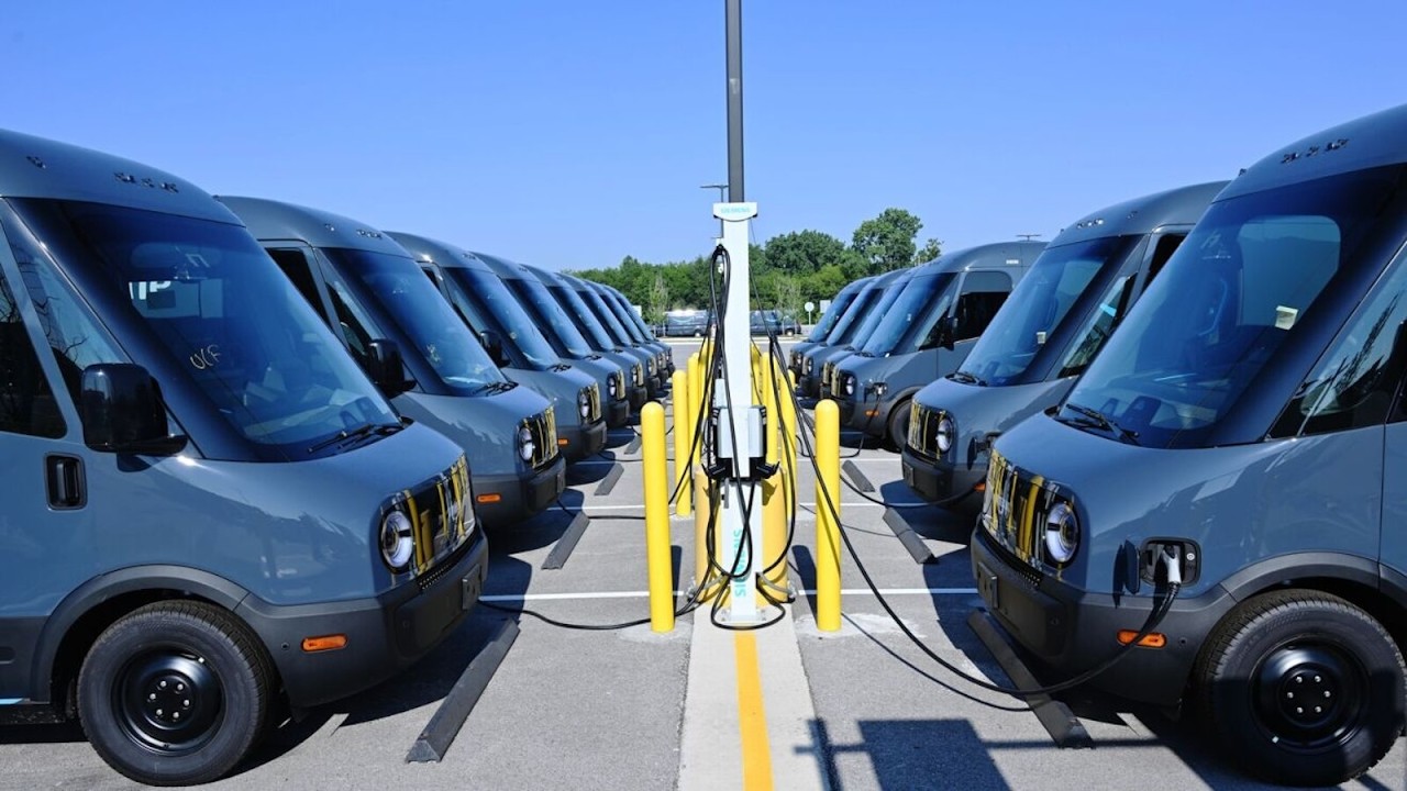 Amazon grows its electric van fleet, solar-powered semis, ad ...