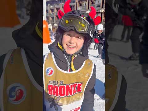 Quelle étoile a obtenu Mathis cette semaine avec l’ESF ? 😎⛷️ #ski #montagne #sport #hiver #neige