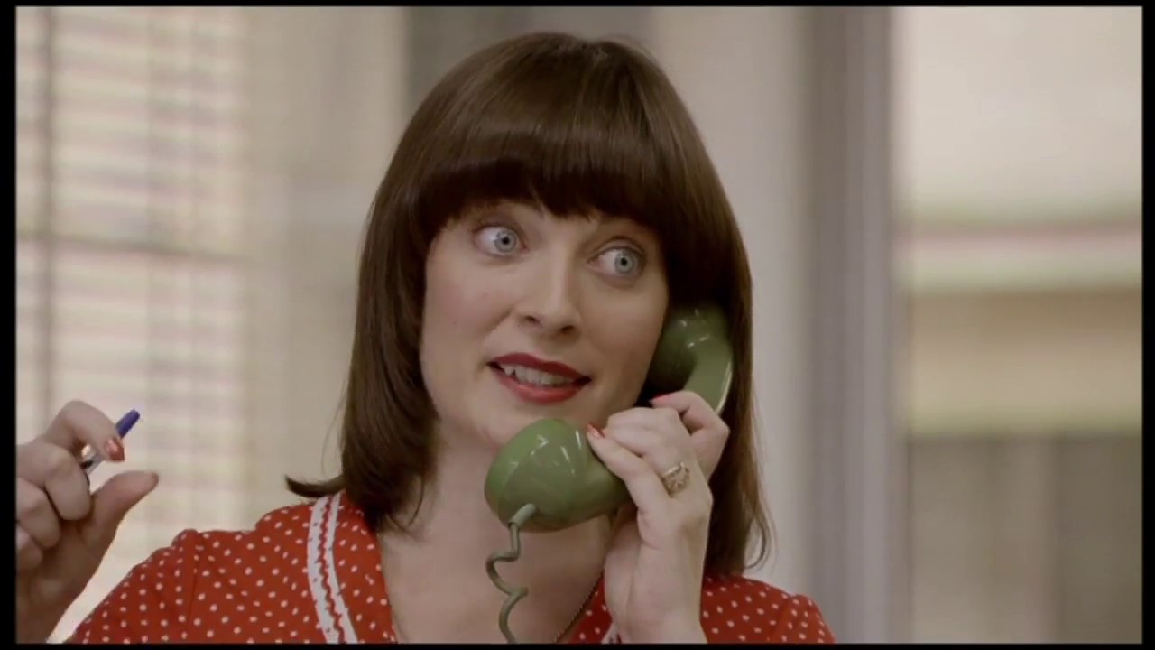 ANNIE MAYNARD - SHOWREEL - YouTube