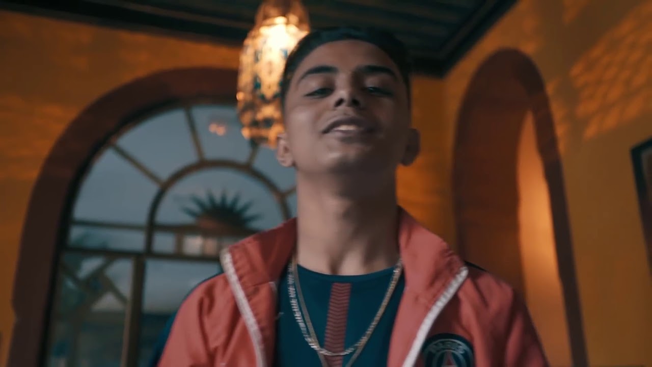 3ZAWi - 3ZAWi Music Video - YouTube