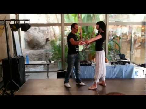 Técnica de conducción en Bachata Sensual por Fabian y Nicola