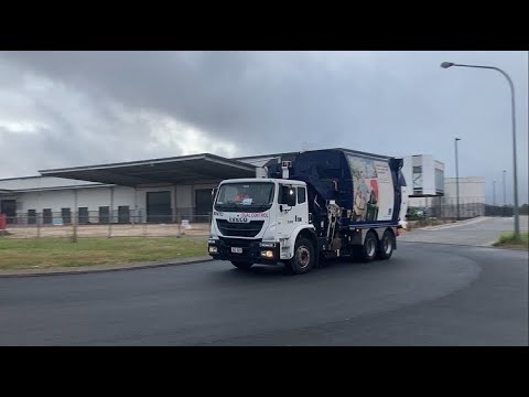 Brisbane garbage trucks leaving the depot - YouTube