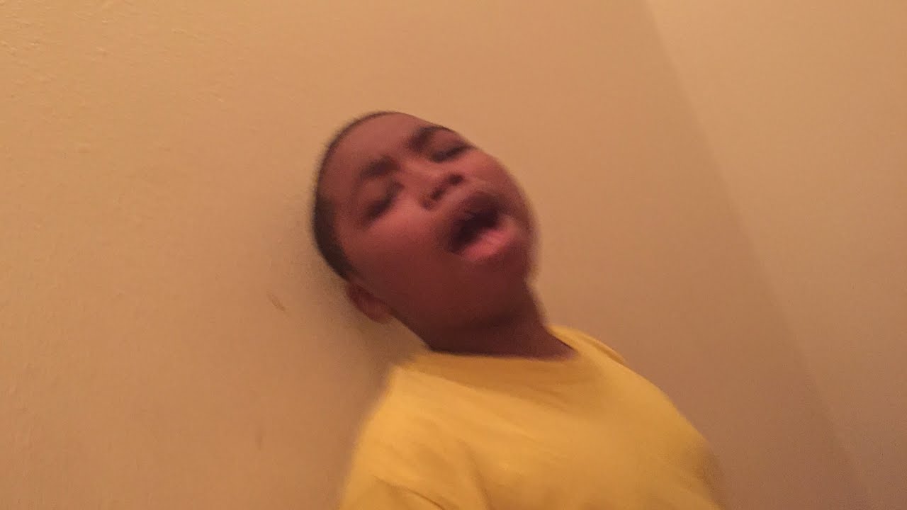 My Sister Puke 🤮 Her Guts Out Youtube