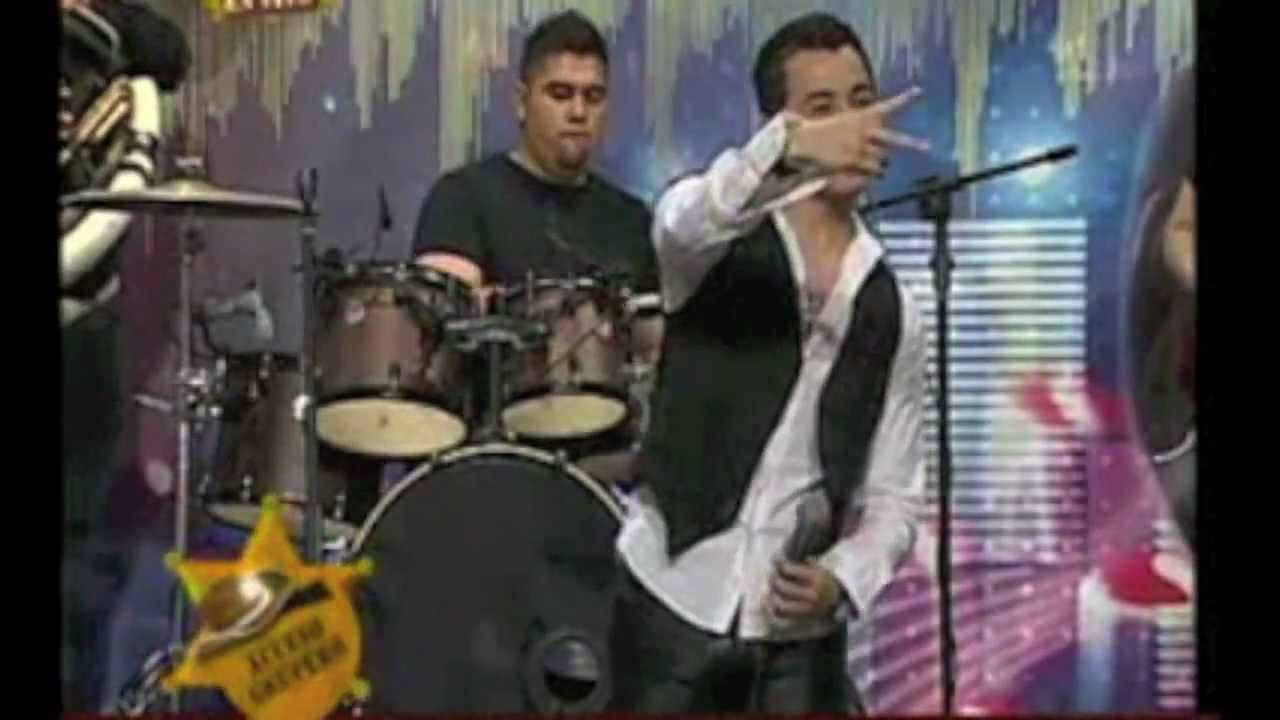 Ivan Tavares - Dile - YouTube