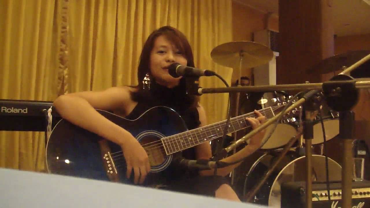 Jency Young Sings Songs At Debutante Party - YouTube