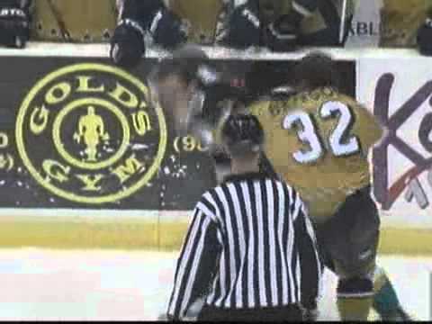 Hans Benson vs. Rob Cowan - YouTube