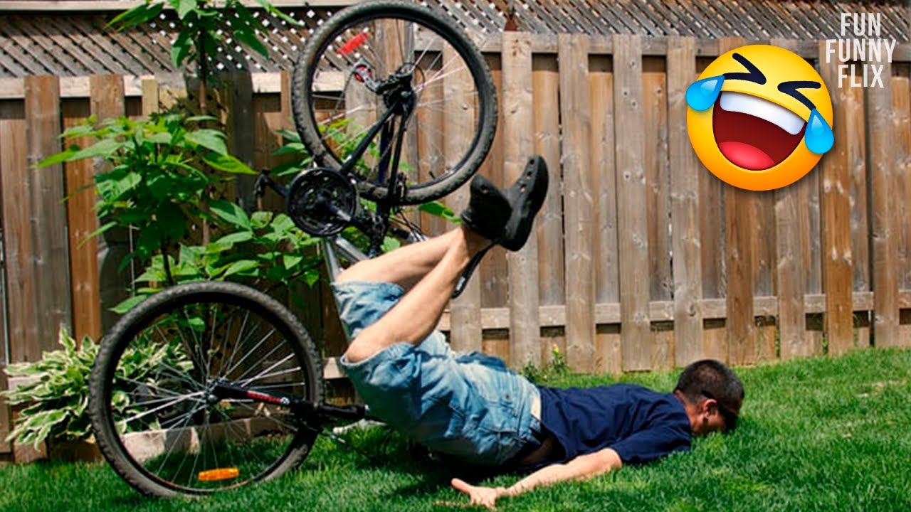 Best Funny Videos 😂 TRY NOT TO LAUGH 🤣 Memes, Fails, Pranks and Stunts ...