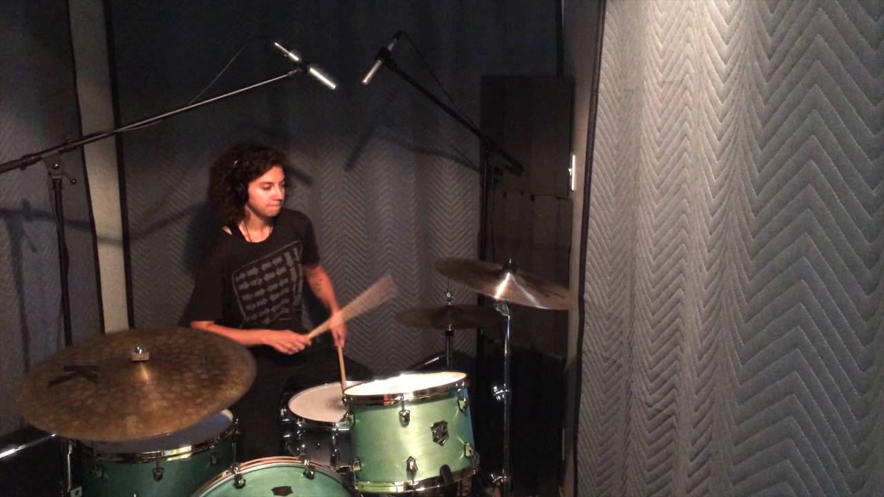 Hocus Pocus Drum Cover of "I Put a Spell on You" - Bette Midler - YouTube