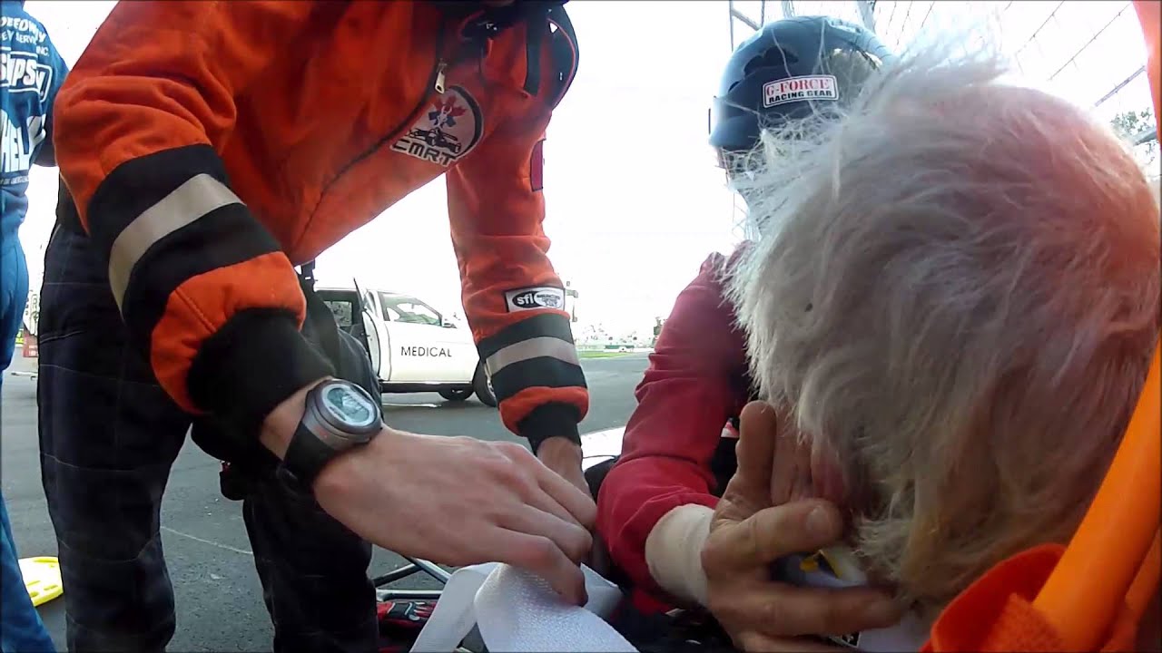 Lew MacKenzie Formula Ford crash and extrication. - YouTube