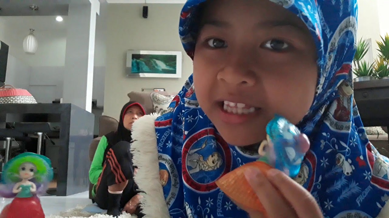 Yey buka cake suprais frozen suprais & stiker - YouTube