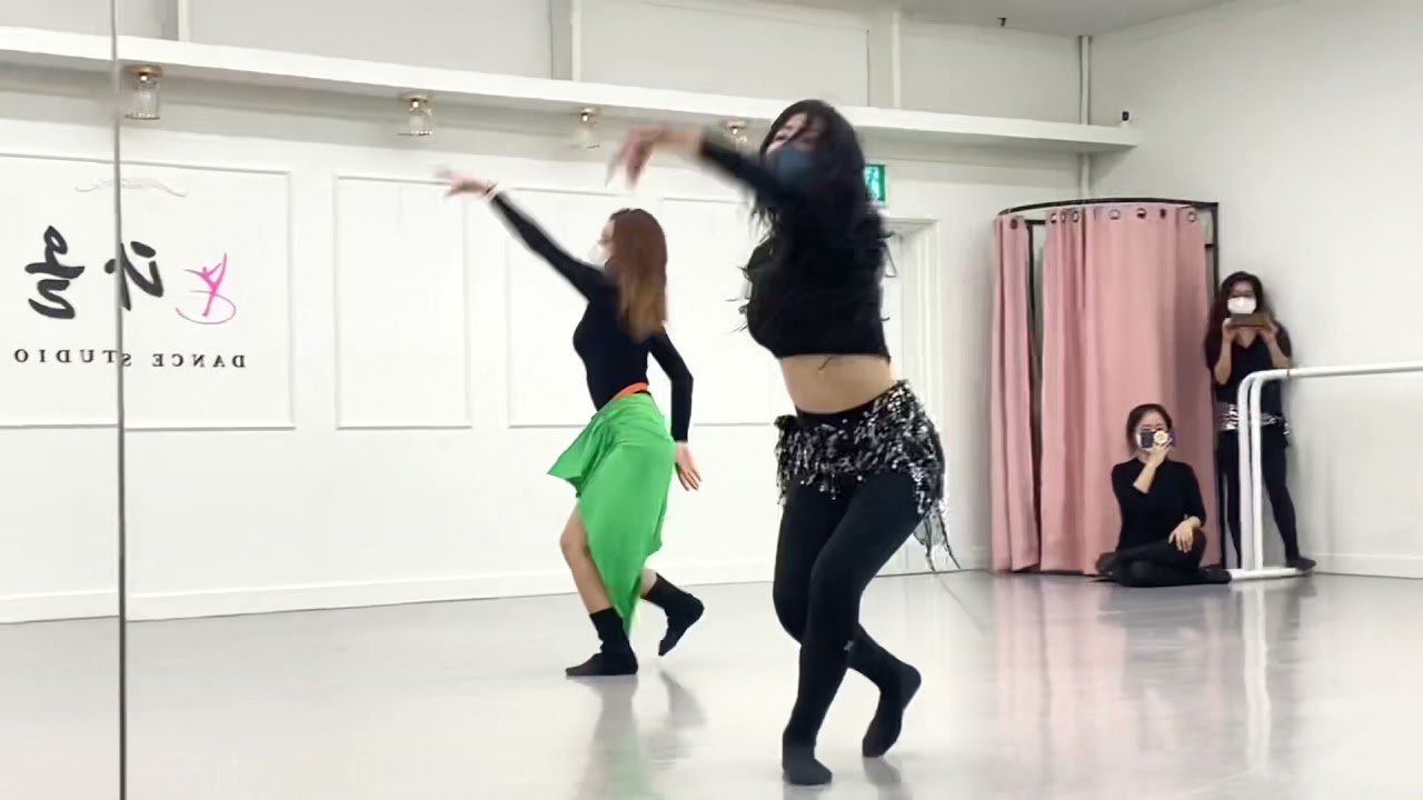 춤출때 발목 안정화 방법 - 밸런스 좋아지는 운동 ️꿀팁 ️ - Muwashahat Dance #벨리댄스배우기 - YouTube