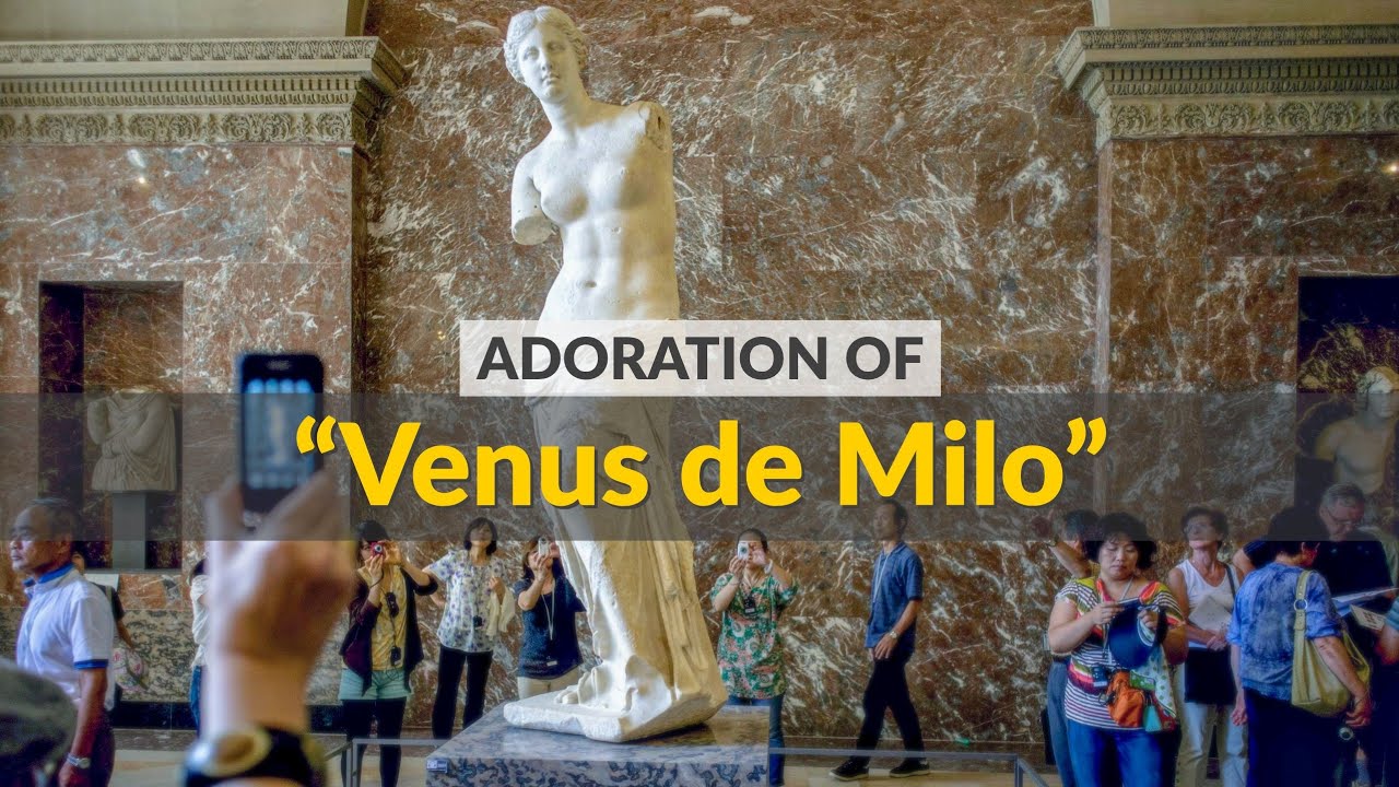 Adoration of the sculpture of Venus de Milo at Louvre Museum - YouTube